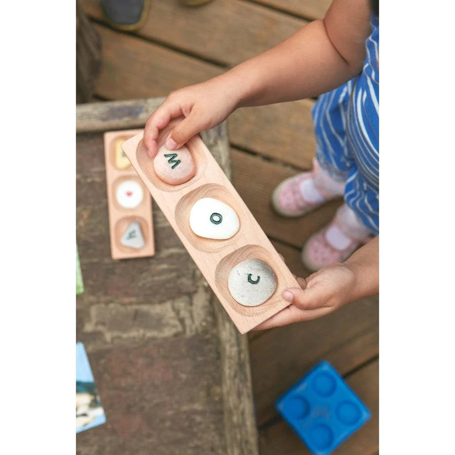 Wooden sorting tray with 3 frames – Little Acorns